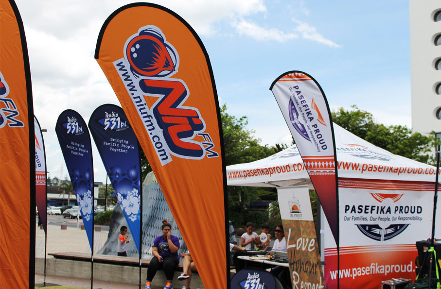 Advertising Flags & Banners: Complete Guide by EM